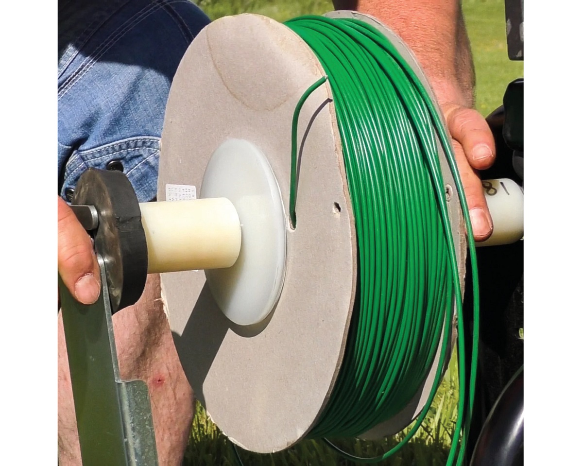 Lej en maskine til nedlægning af ledning til din robotplæneklipper